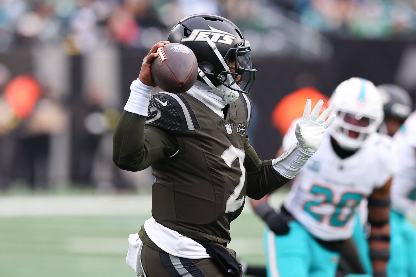 Packers Release QB Desmond Ridder, Announces New Franchise Face ...